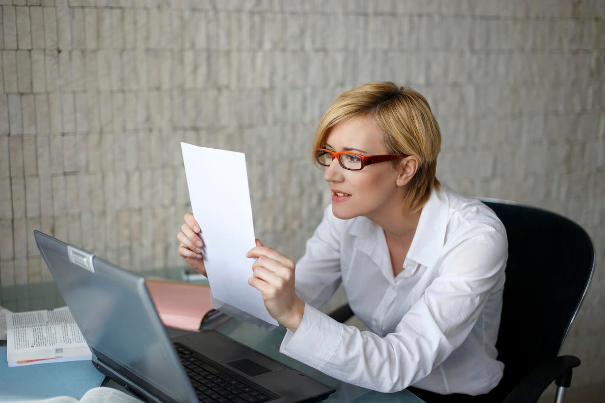 Sample Contracts Attorney Resume