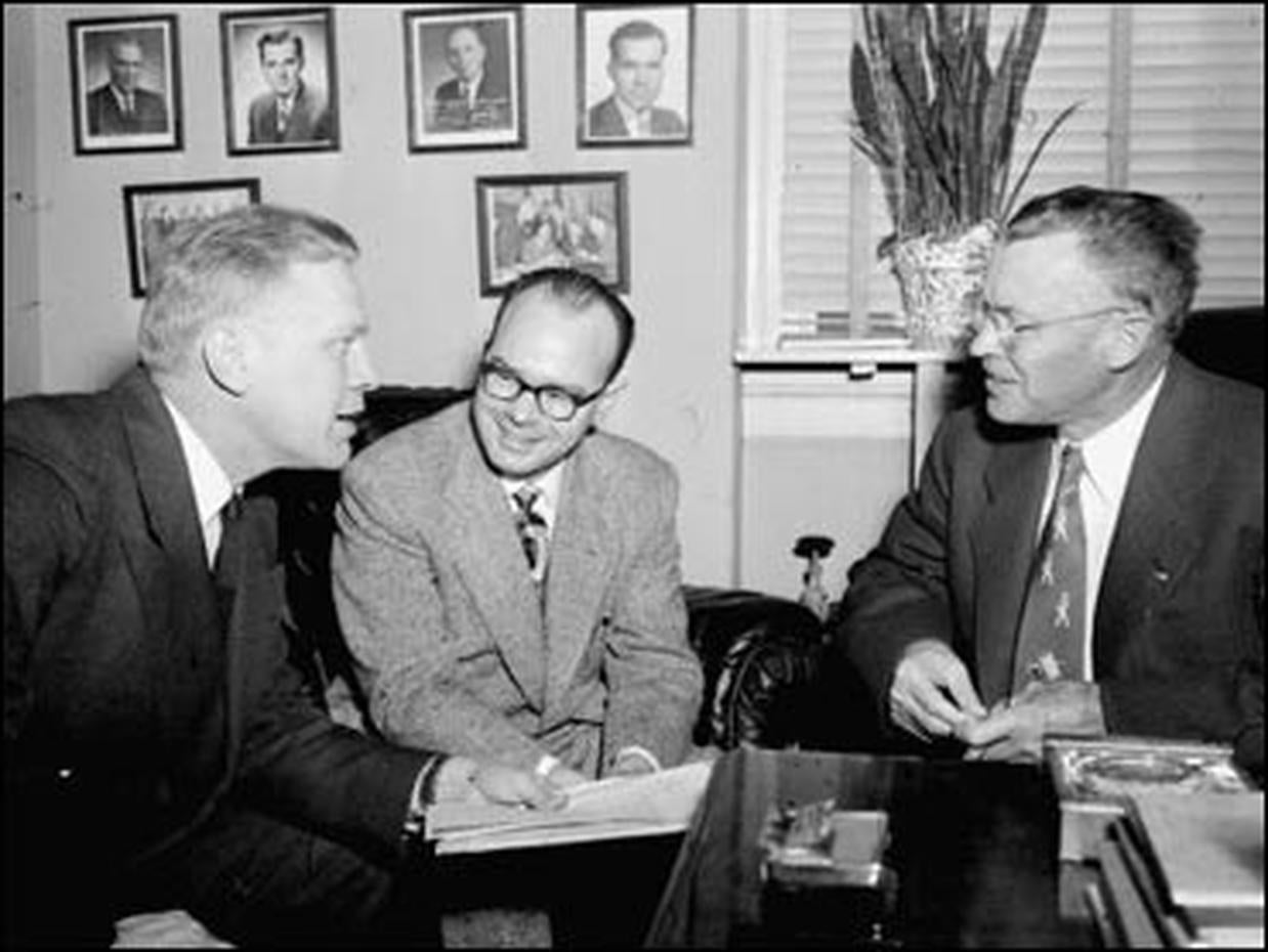 Gerald Ford - Photo 1 - CBS News