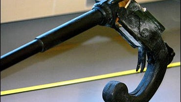 Collar Bomb Probe Gets Weirder - CBS News