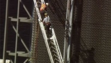 Workers Saved After Fla. Drawbridge Fails - CBS News