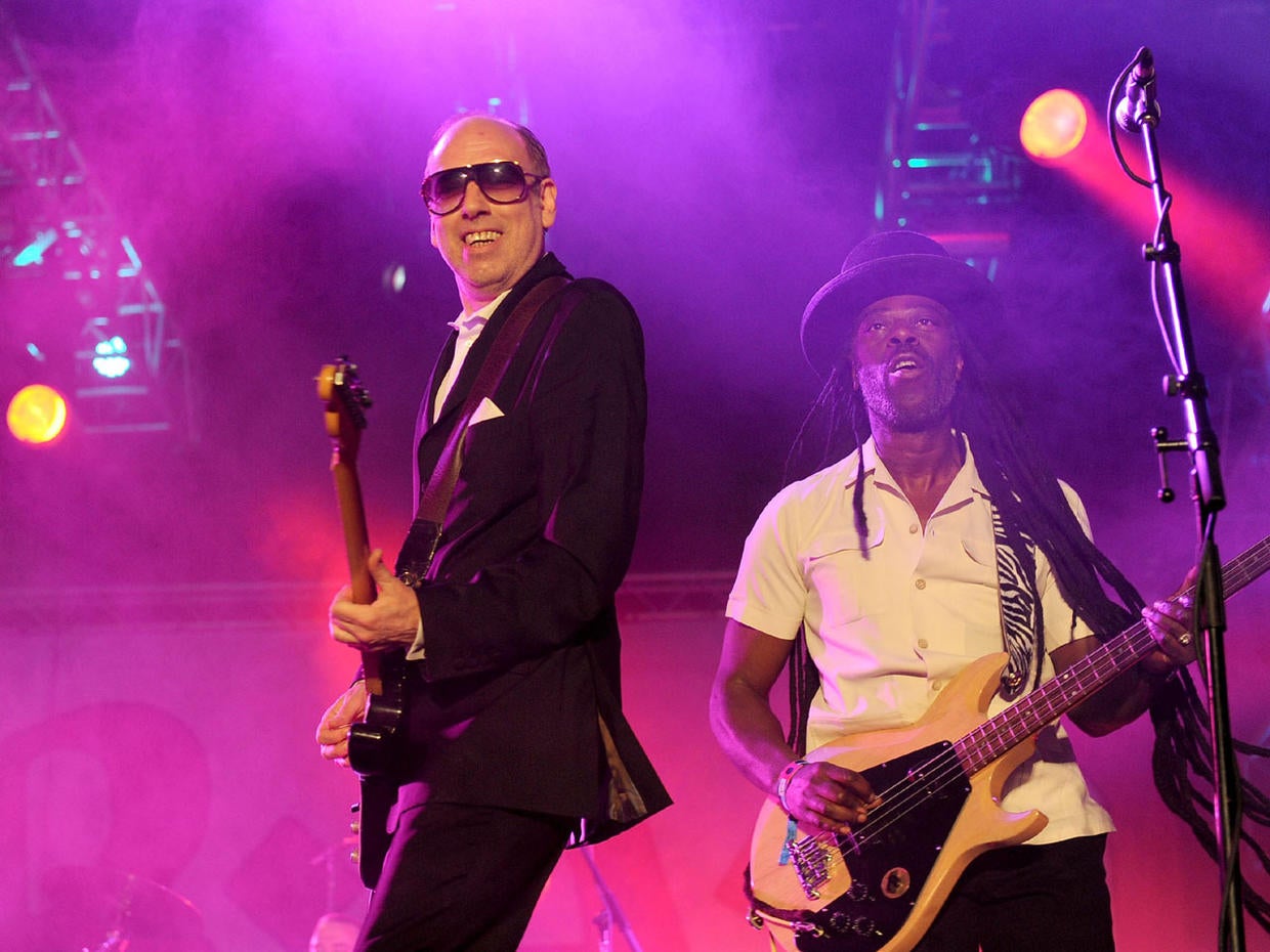 Coachella 2011 Photo 1 Pictures Cbs News