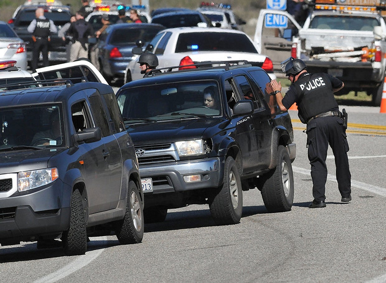 Manhunt for suspected LAPD cop killer