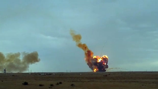 Spectacular Russian rocket failure prompts investigation - CBS News