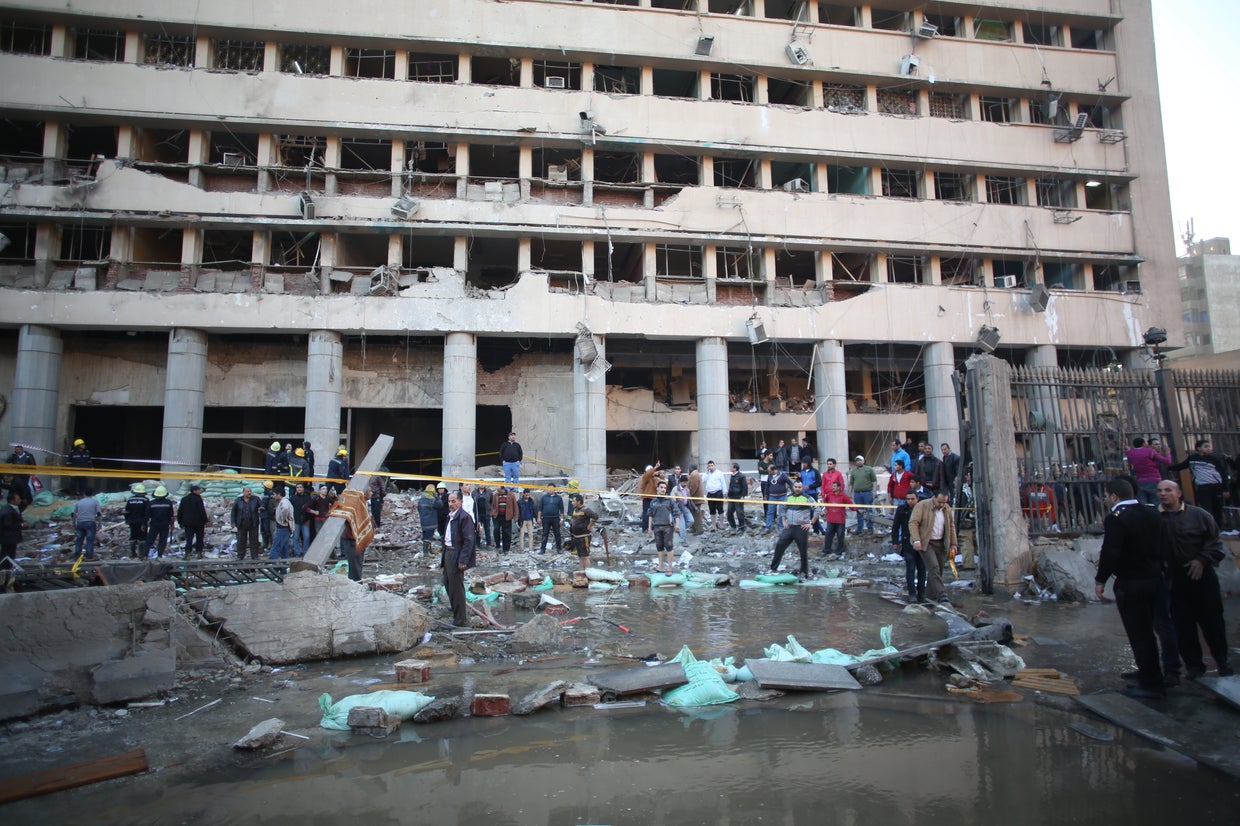 Egypt police targeted in series of bomb attacks across Cairo - CBS News