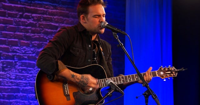 James Durbin performs "Parachute" - CBS News