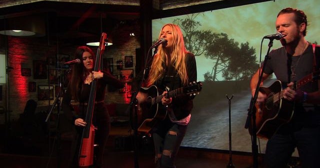 Holly Williams performs "The Highway" - CBS News