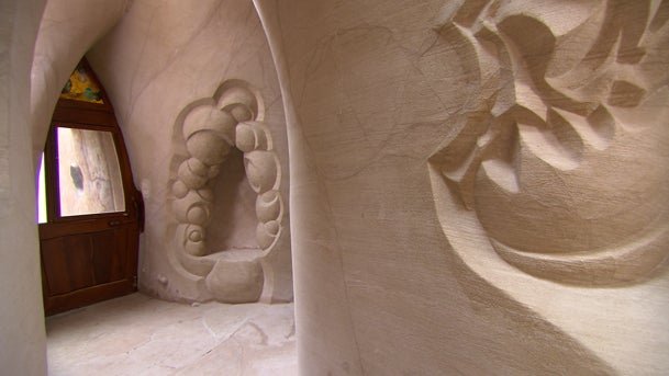 Ra Paulette's caves