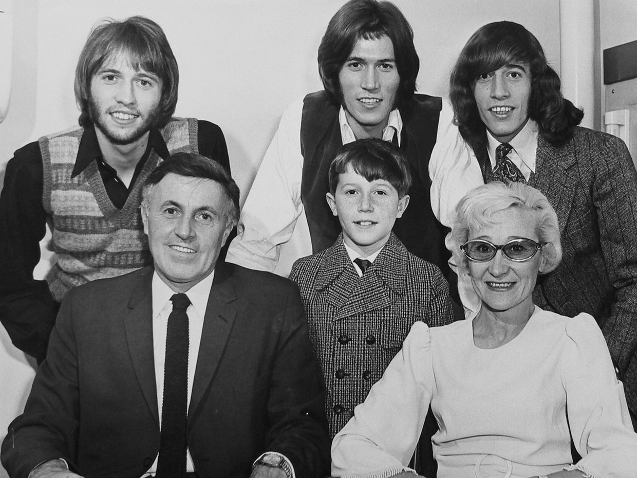 The difference between Led Zeppelin and The Beatles, according to John ...