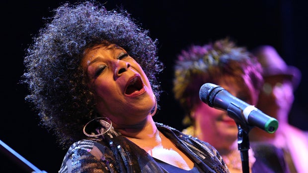 Singer Merry Clayton injured in car accident - CBS News