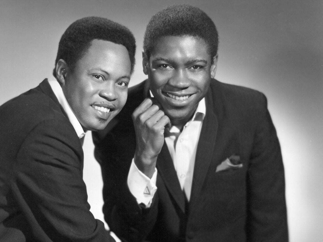 Sam Moore: The original "Soul Man" - CBS News