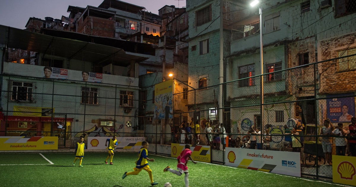 Brazil soccer field first to use players' kinetic energy to turn on the ...