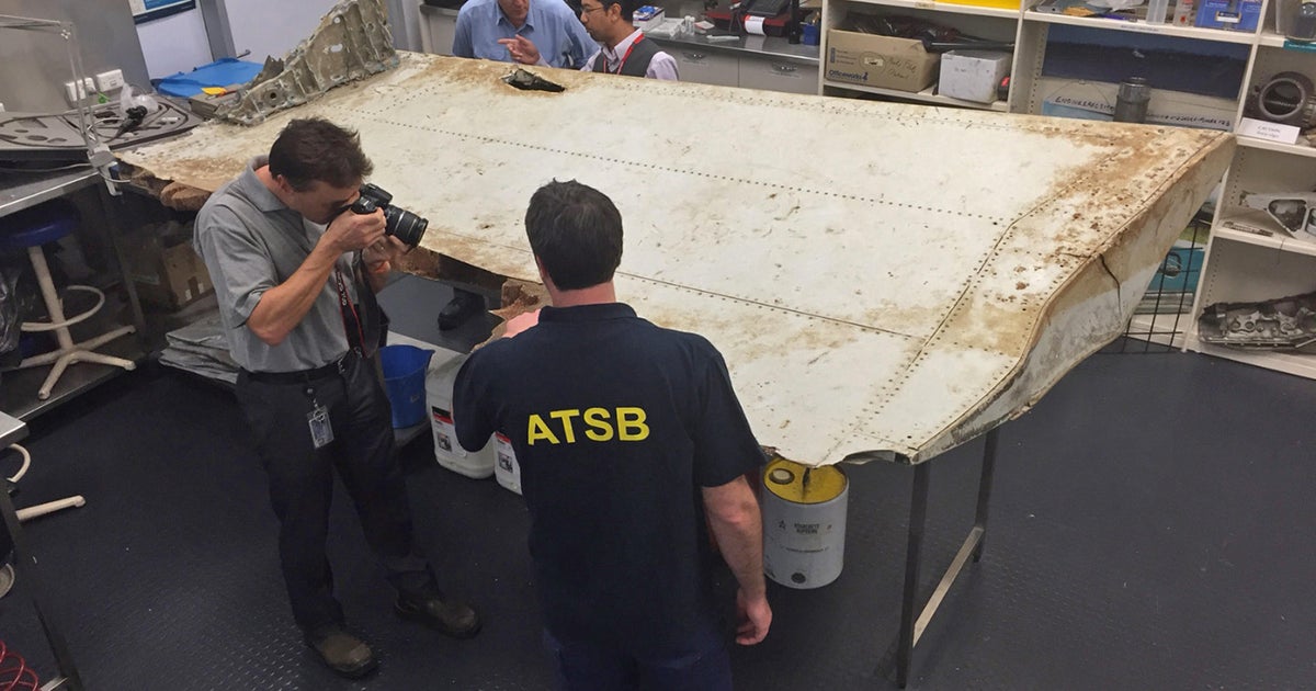 Malaysia Airlines Flight 370 missing MH370 plane had no one at controls ...