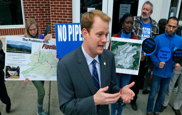 Chris Hurst, boyfriend of slain journalist Alison Parker, says bill ...