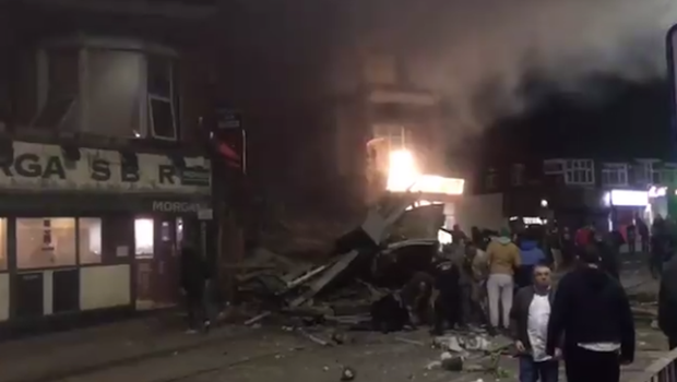 4 injured after police respond to explosion report in Leicester ...