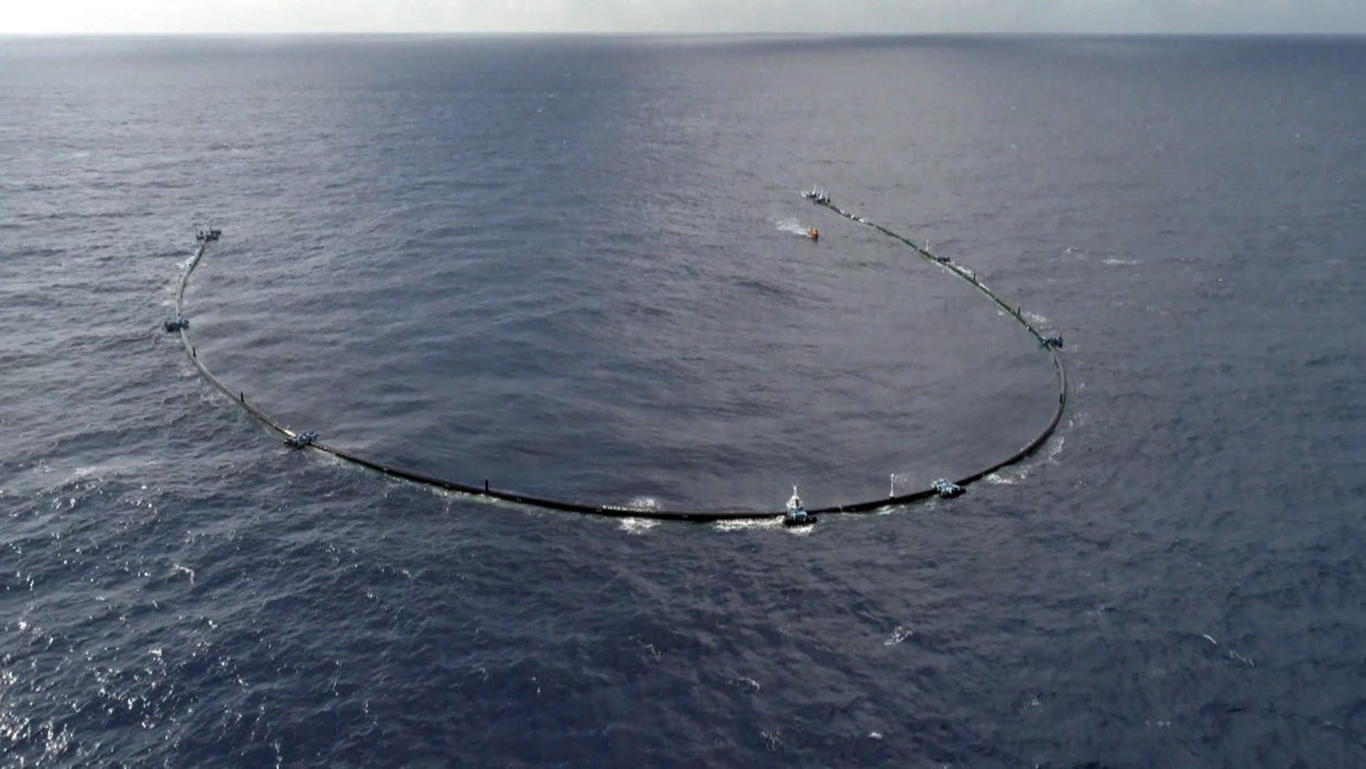 The Great Pacific Garbage Patch: Cleaning up the plastic in the ocean ...
