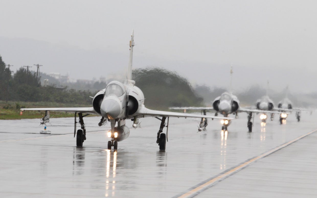 taiwan-seeks-new-fighter-jets-from-us-as-tension-with-china-mounts-cbs-news