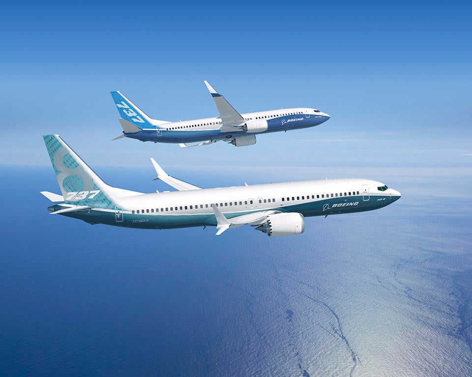 Is Boeing 737-800 same as Boeing 737 Max 8? How to tell the difference ...