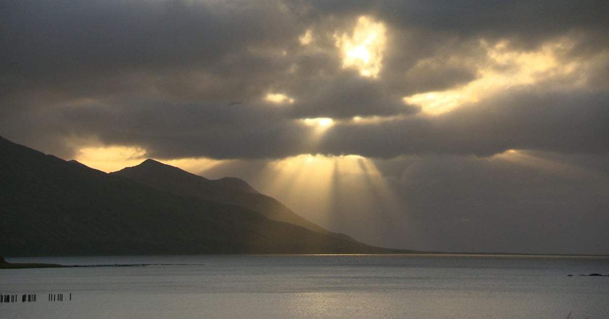 The challenges of fighting—and filming—on Attu - 60 Minutes - CBS News