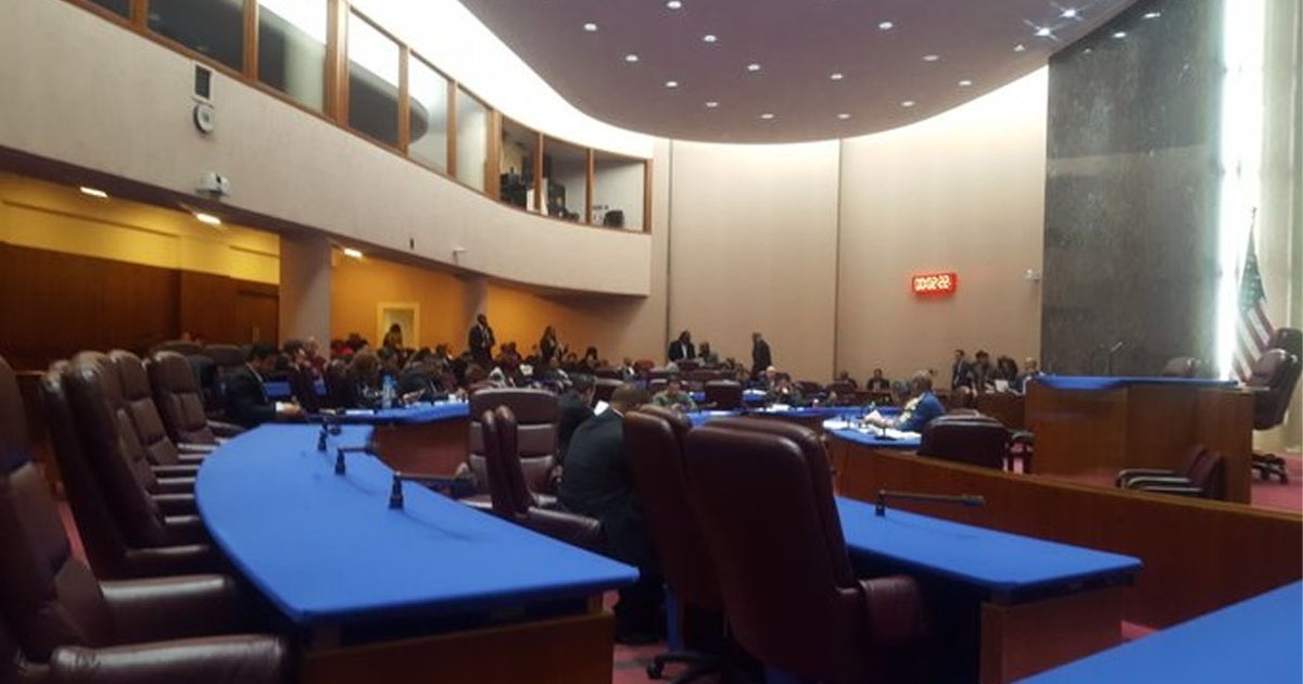 Chicago City Council To Resume In-Person Meetings Next Week, But ...