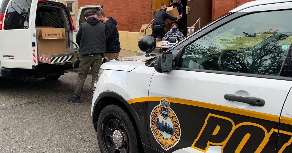 Pittsburgh Police Thank Volunteers Who Helped Them Provide Thousands Of ...