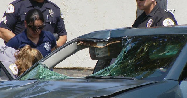 Suspect Drives Off With Victim Stuck In Car Windshield Cbs News
