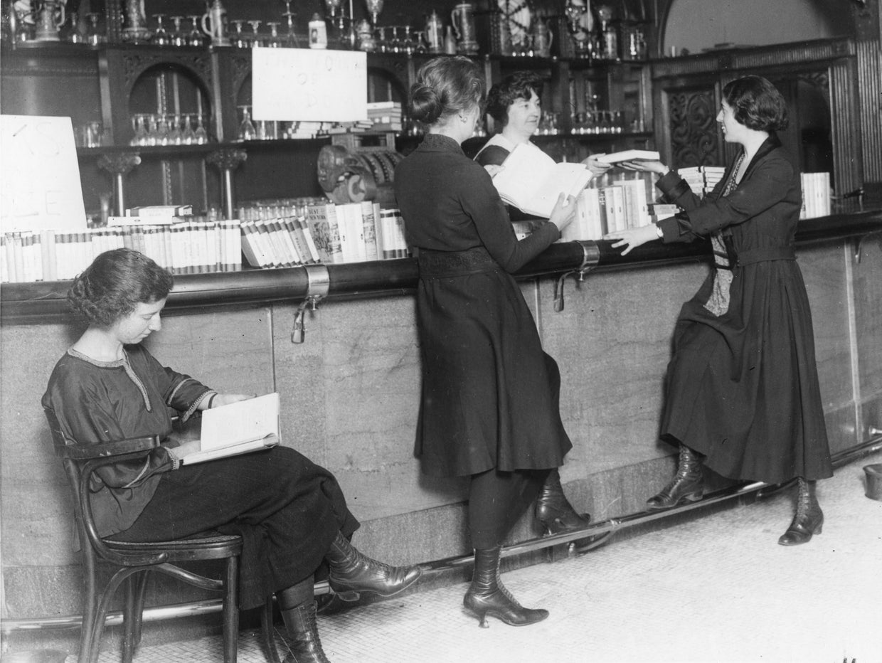 What America looked like in 1921 at the start of the Roaring 20s