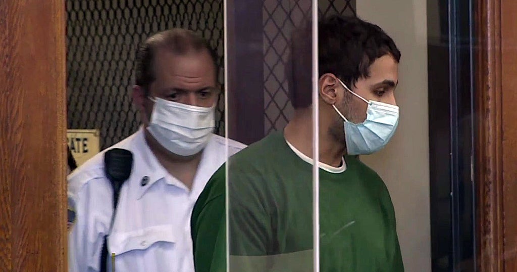 Khaled Awad Arraigned In July Stabbing Of Rabbi In Brighton - CBS Boston