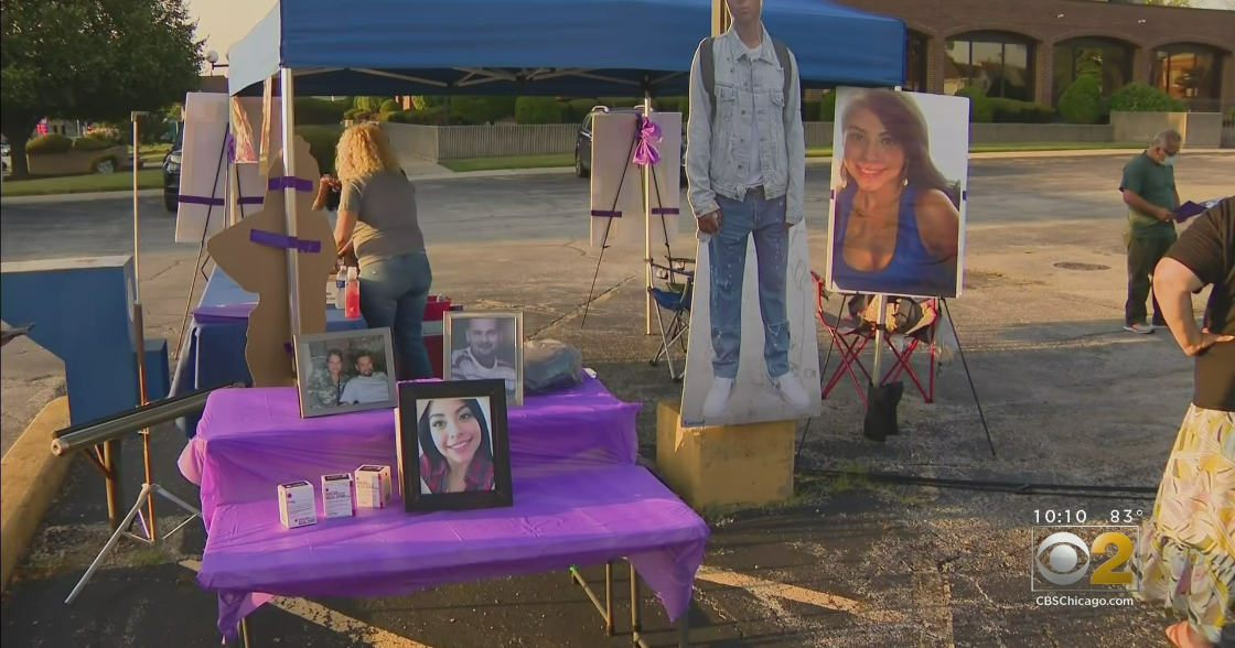 Emotional Vigil Held For Drug Overdose Victims In Chicago Heights - CBS ...