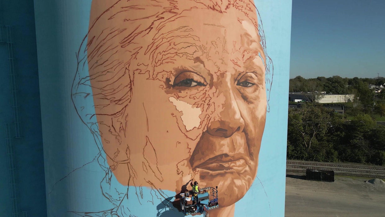 A mural presents a new image for one Ohio city - CBS News