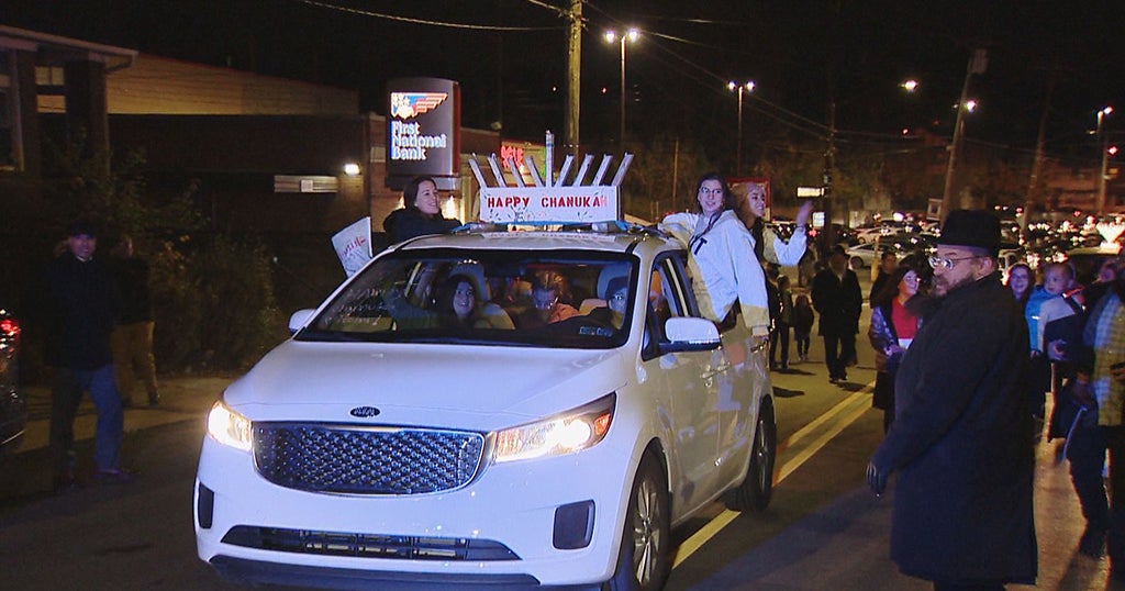 Chabad Of Pittsburgh's Annual Menorah Car Parade Returns To Squirrel ...
