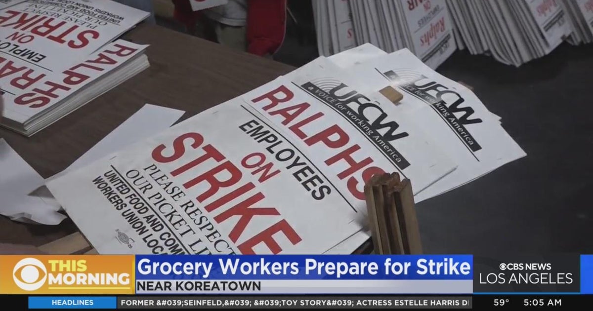Southern California grocery workers prepare for a strike - CBS Los Angeles